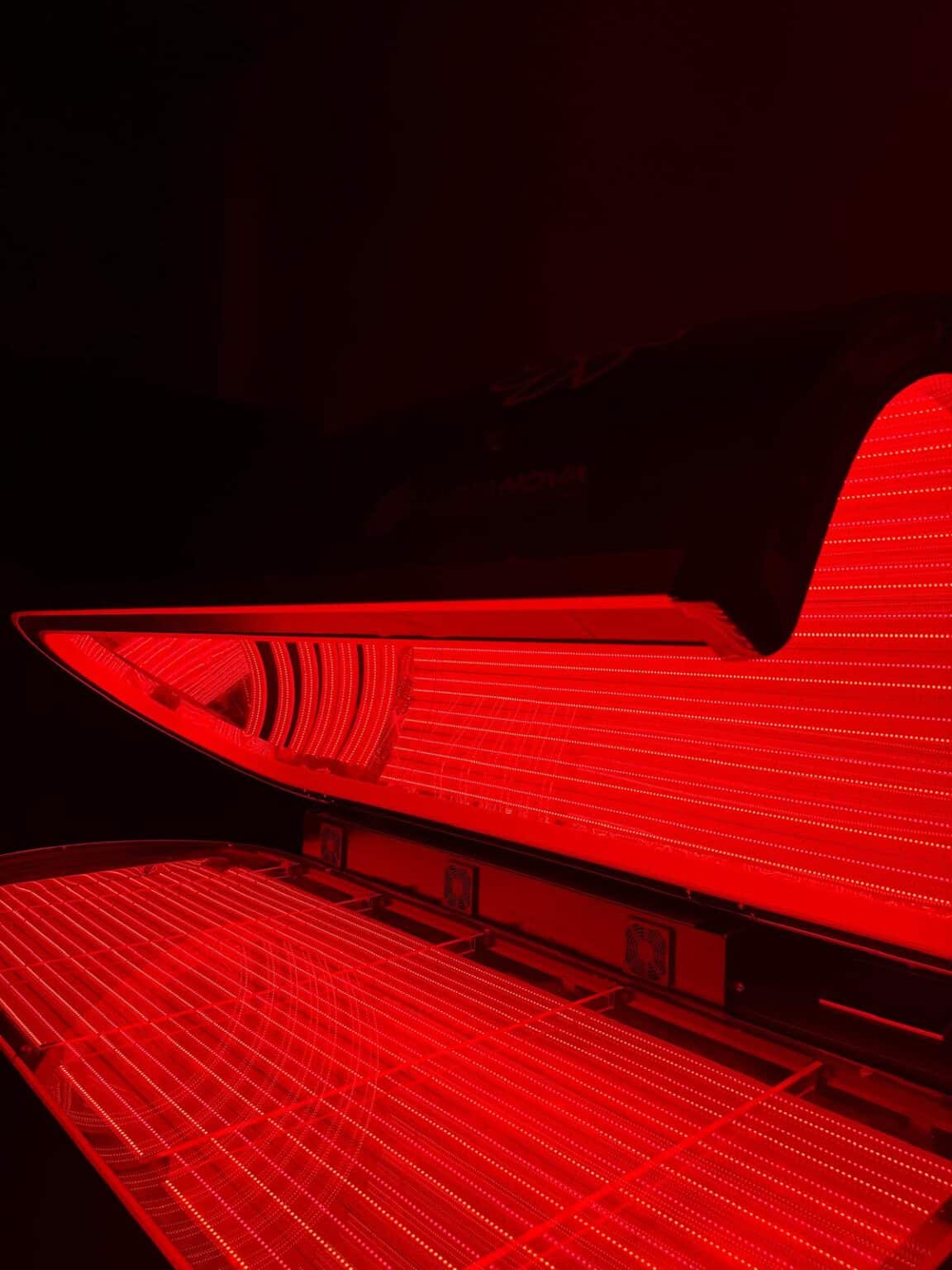 Red Light and Infrared Light: Differences and Benefits